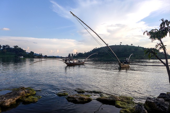 One Hour in Rwanda: Relax, Swim and Heal in the Waters of Lake Kivu