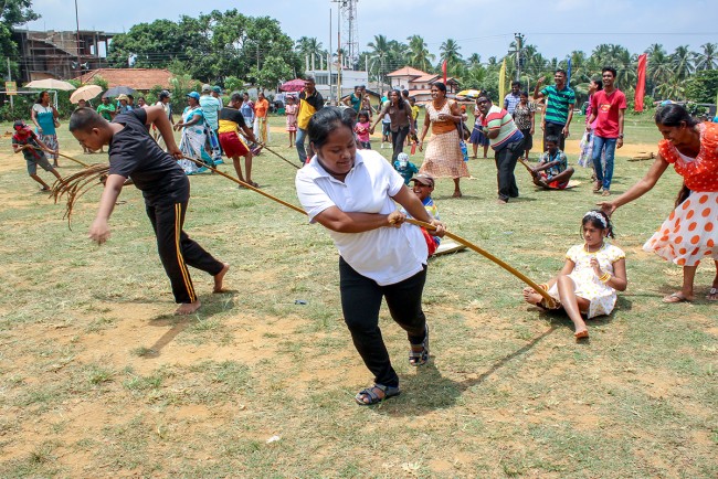 Celebrating the Sinhalese Hindu New Year with a Sri Lankan Children’s Game