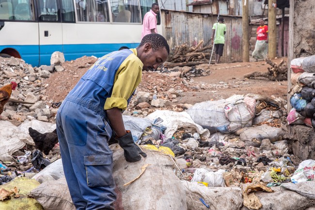 Community Cleanup Collects Garbage in Nairobi, Kenya