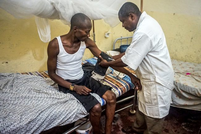 At a DRC Prison, Crowding and Poor Sanitation Lead to Outbreaks of ...