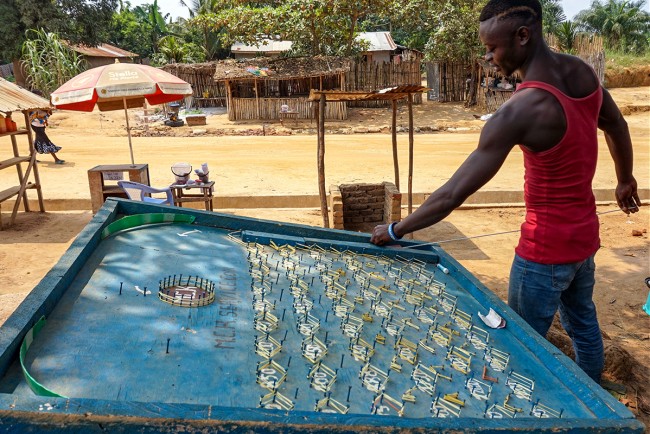 ‘Cadra’ Game Popular Among DRC Students