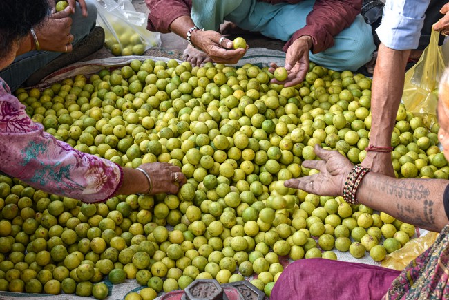 Selling Lemons in India