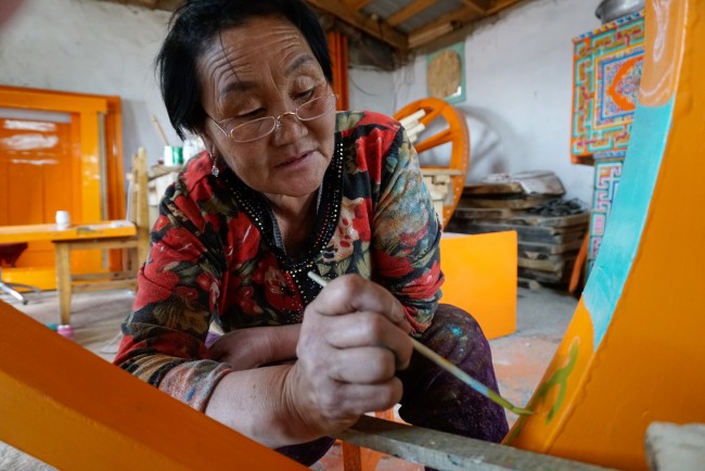 Woodworker Embellishes Products at Family-Owned Factory