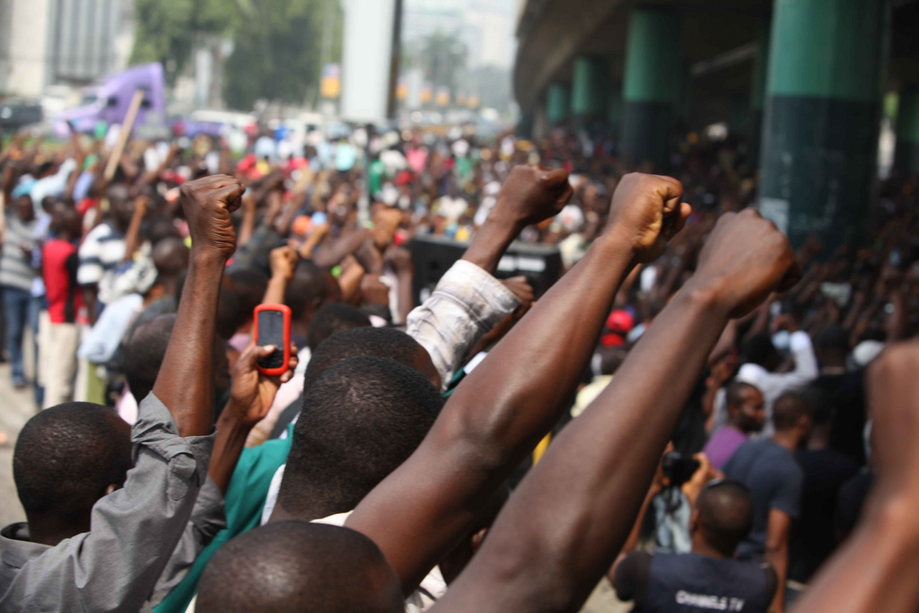 Nigerians Wield Social Media During Fuel Subsidy Protests