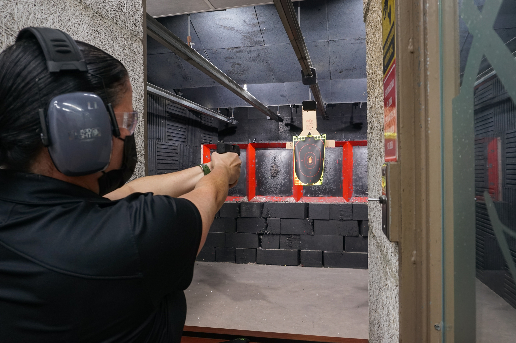 In Puerto Rico, Buying a Gun Is Now Easier Than Ever