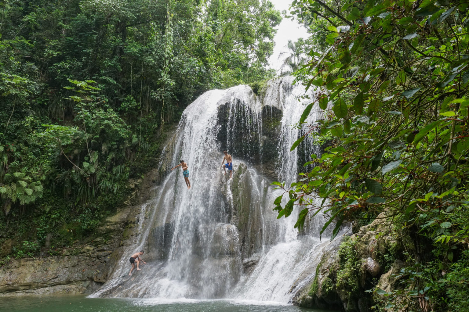 Swimmer Jumps From Popular Waterfall in Puerto Rico | Global Press Journal