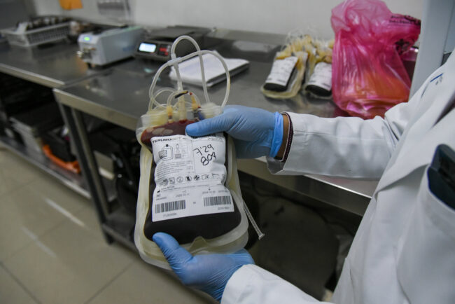 Blood Money: Inside the Desperate — and Illegal — Search for Blood in ...